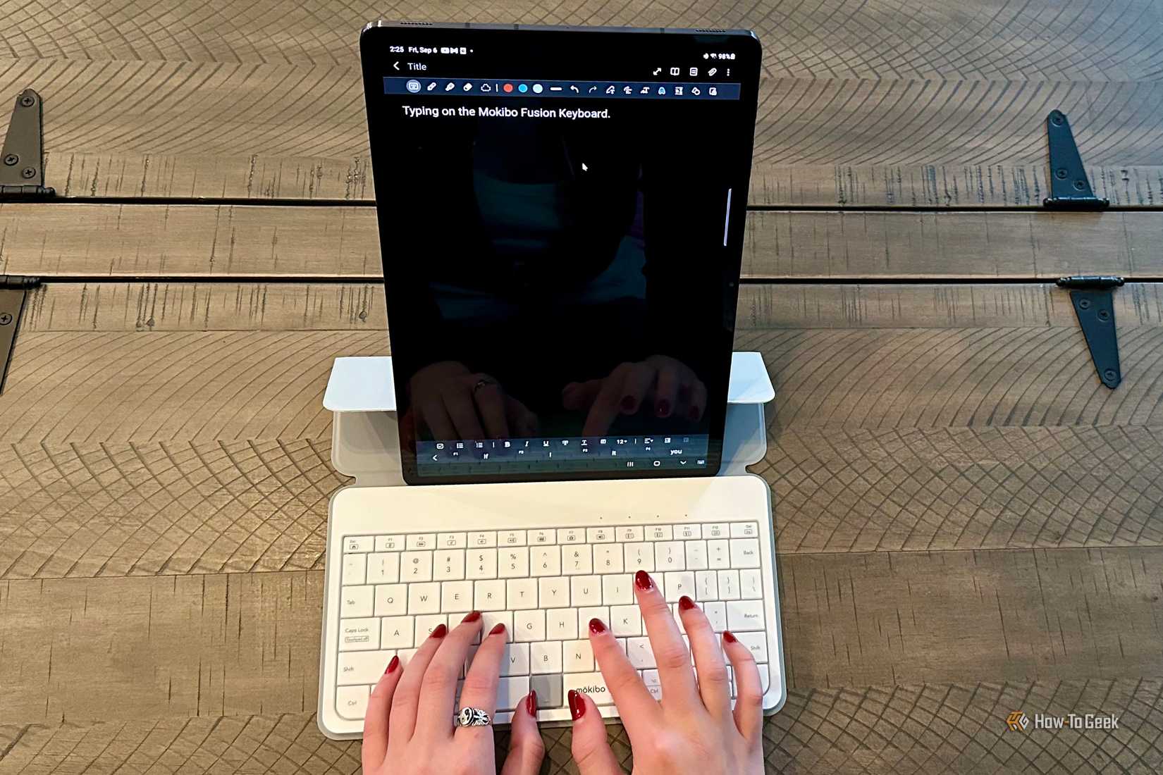 5 Reasons to Get a Bluetooth Keyboard for Your Phone