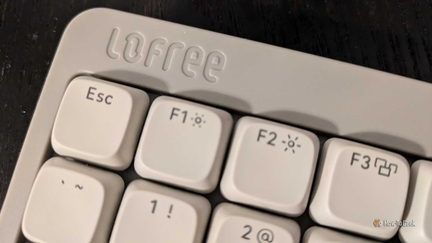 Lofree Flow Lite Review: A Small Keyboard With Sensitive Keys