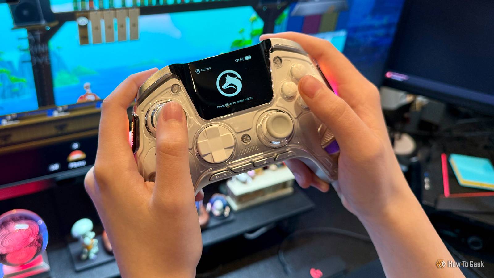 Manba One Review: Multi-Platform Controller with a Color Screen