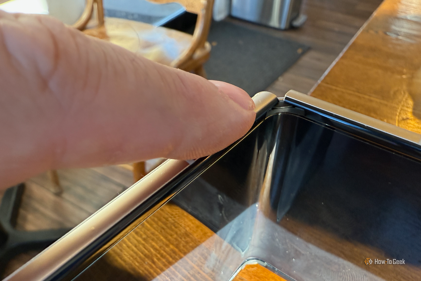 Motorola Razr (2024) Review: Mostly Nostalgia