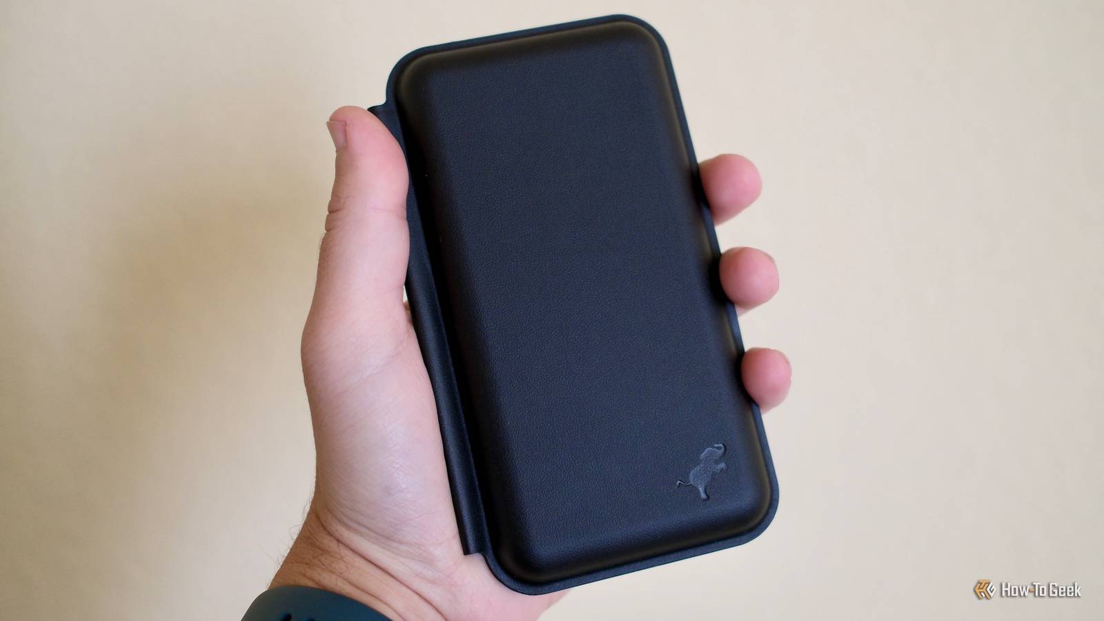 Nimble Fold 3-in-1 Wireless Charger Review: A Modern Traveling Solution