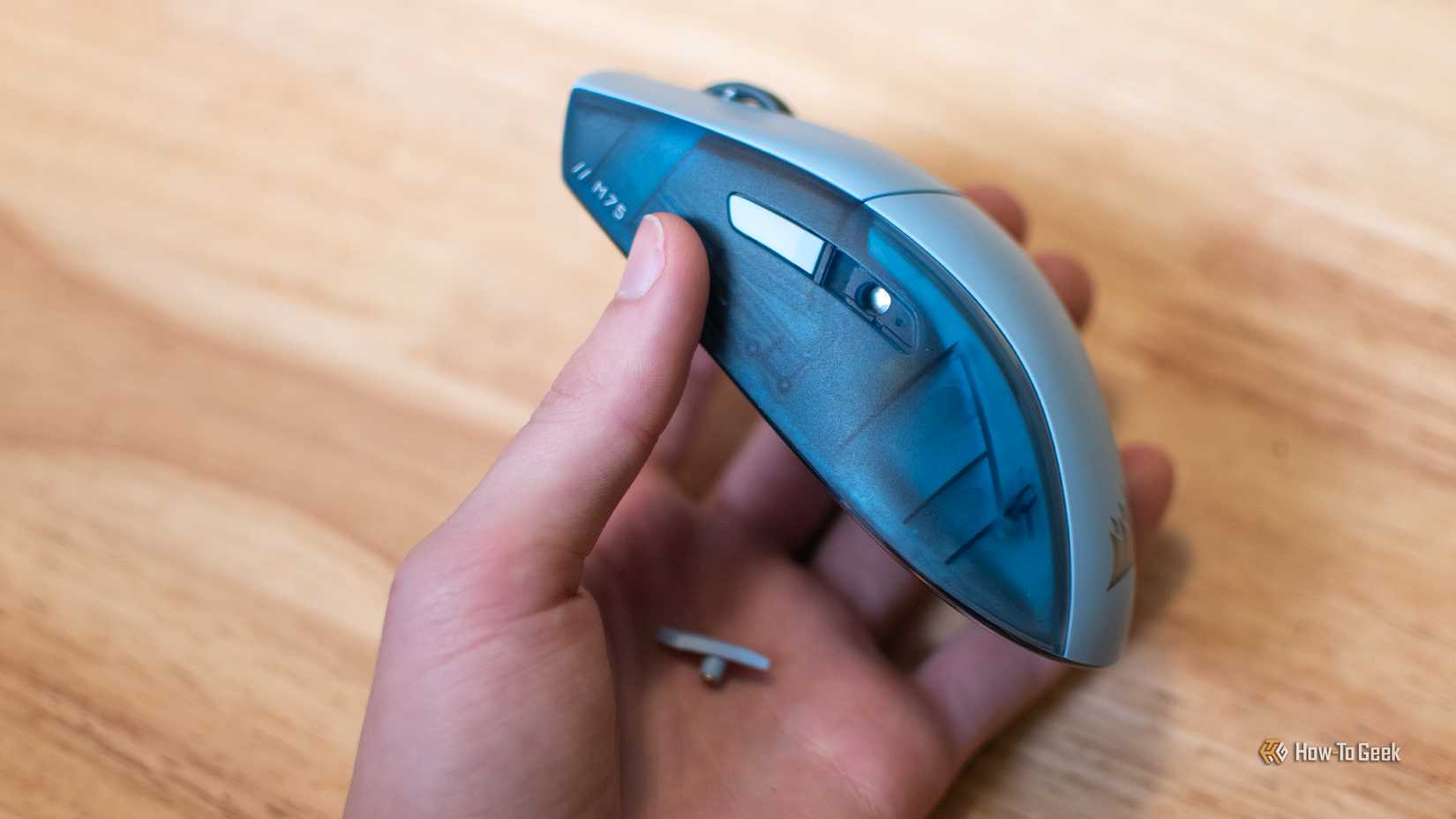 Corsair M75 Wireless Mouse Review: Great for Lefties