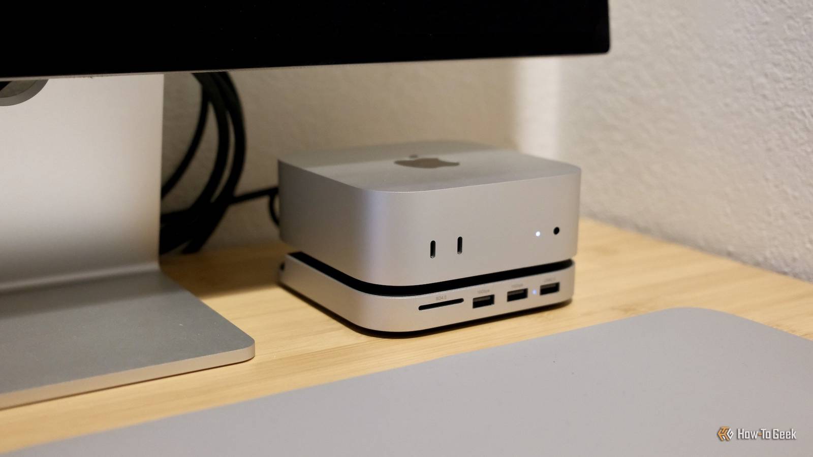 Satechi Mac Mini M4 Stand & Hub Review: Give Your Tiny Mac a Port Upgrade
