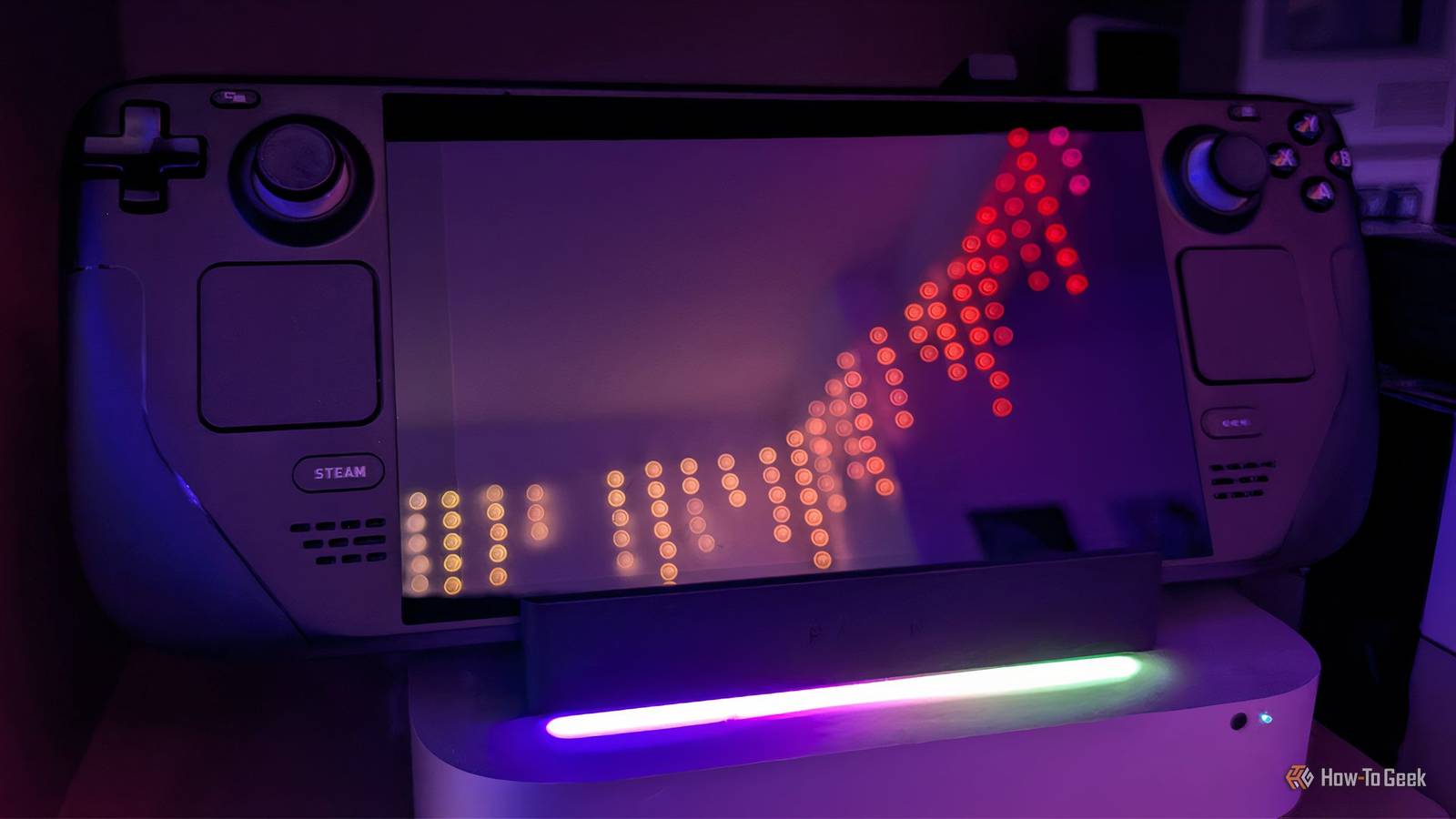 Razer Handheld Dock Chroma Review: An RGB Dock with Pass-Through Charging