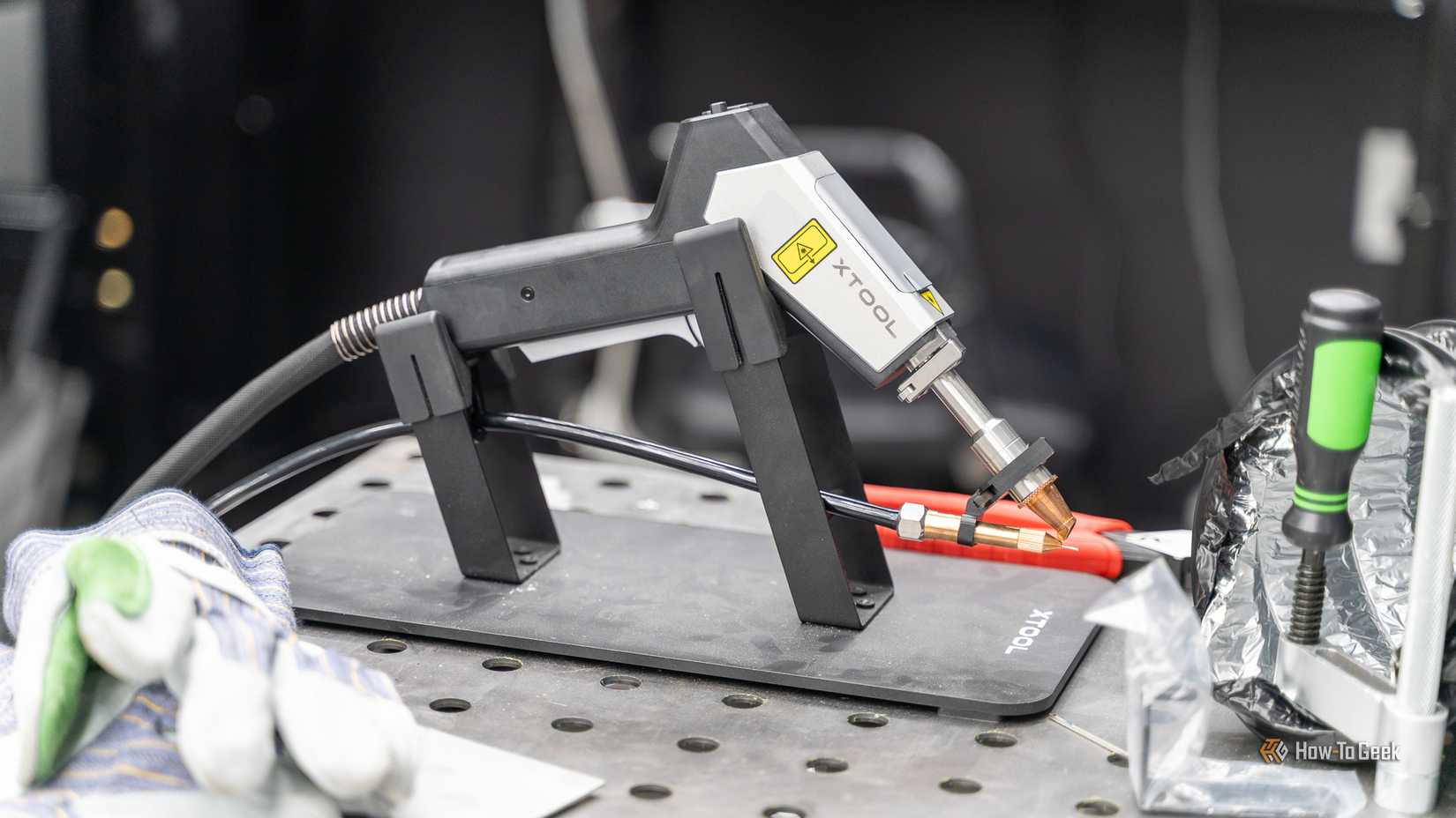 This is The Best Laser Cutter/Welder for a Hobby Shop That I’ve Ever Seen