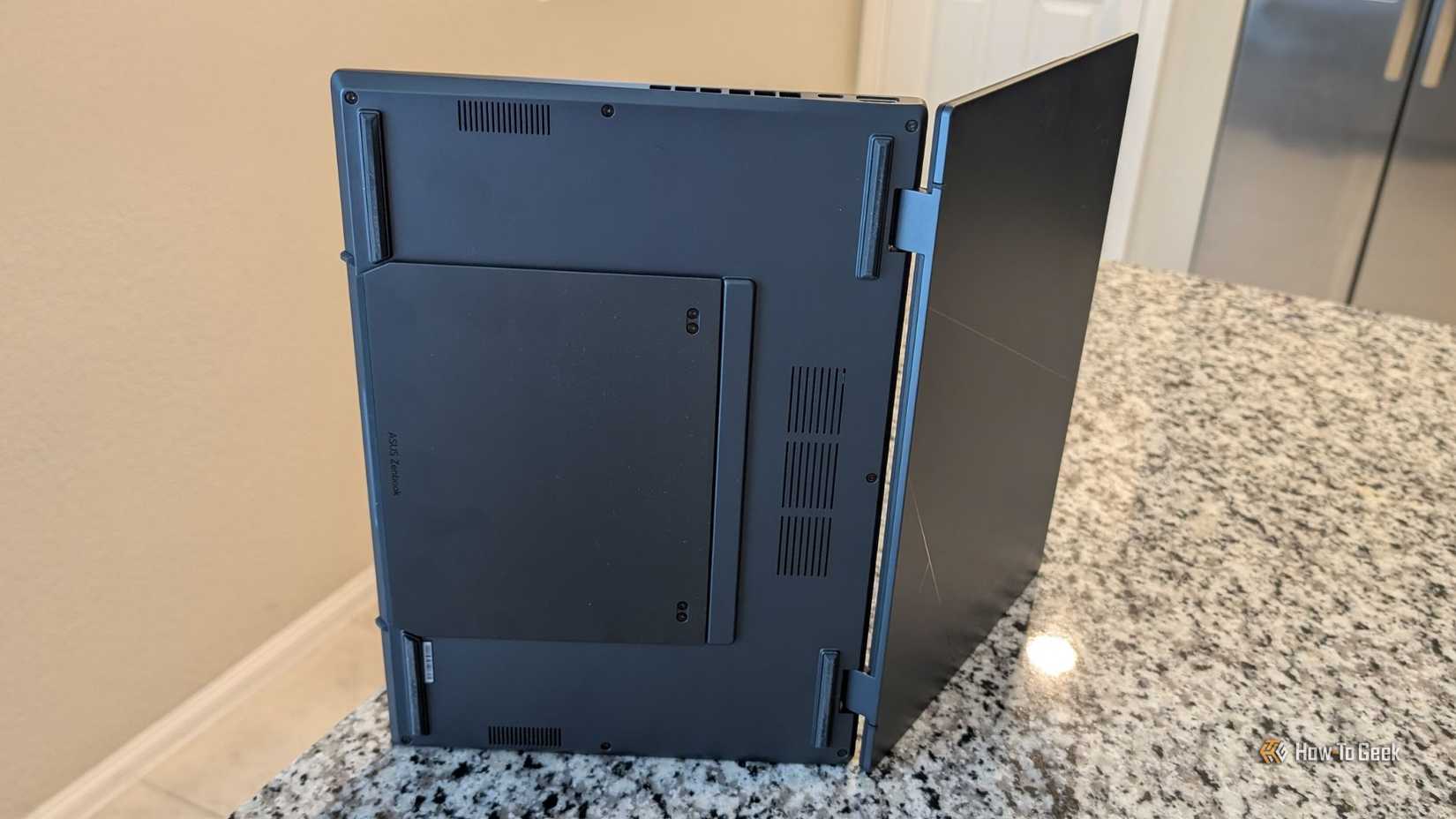 ASUS Zenbook Duo Review: An Efficient Dual-Monitor Portable Workstation