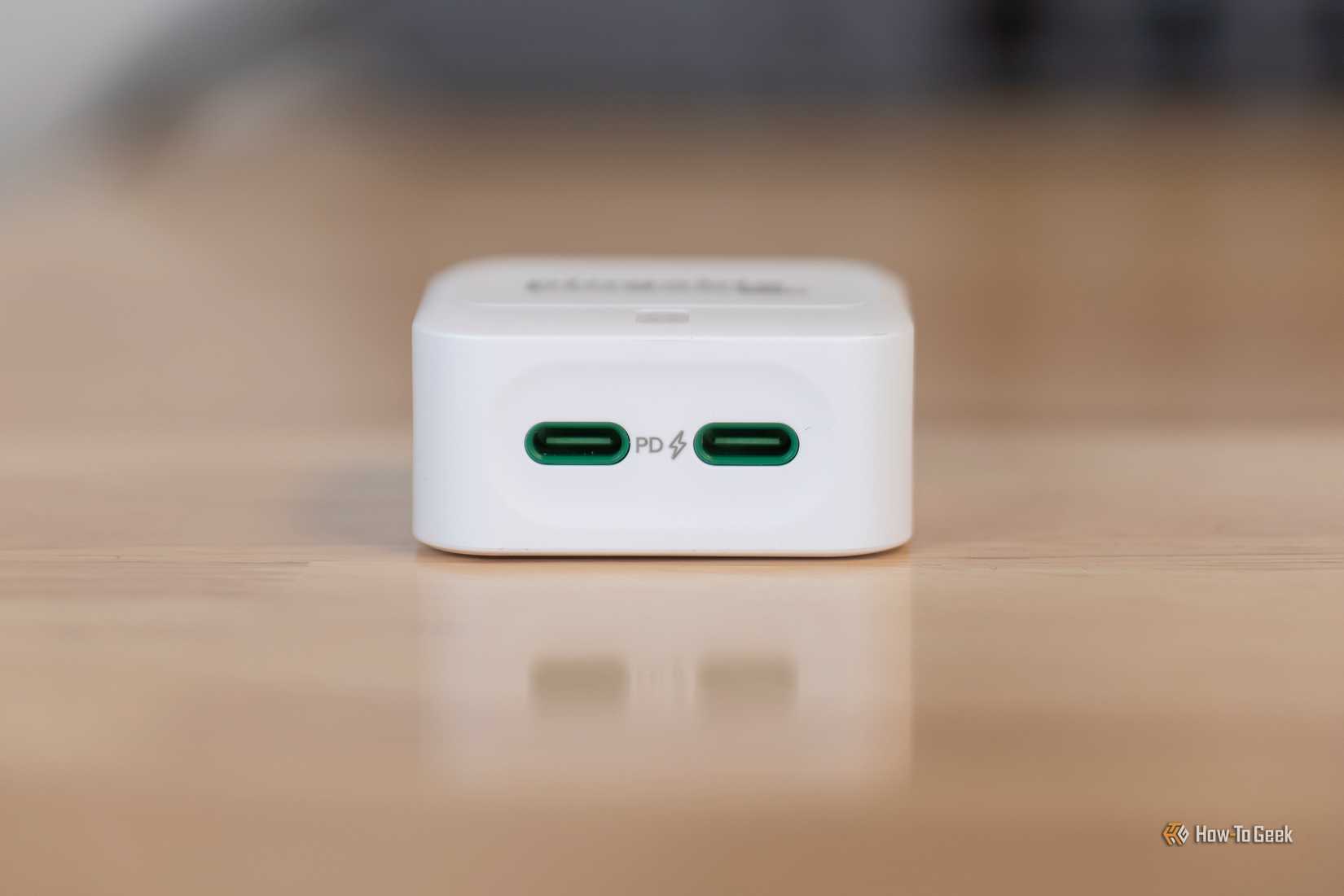 Plugable 40W Dual USB-C Charger Review: This Compact Charger Is Great