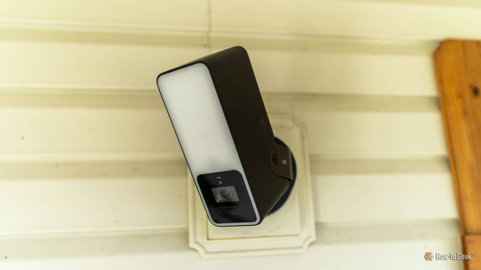 Eve Outdoor Cam Review: A Decent Camera Held Back by HomeKit