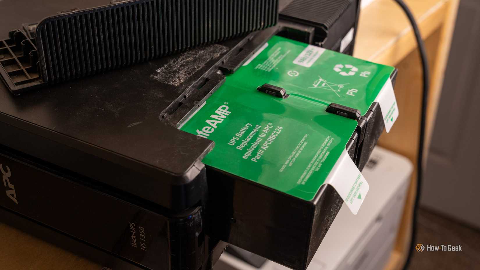 Here's How I Upgraded My UPS Battery For Longer Uptime