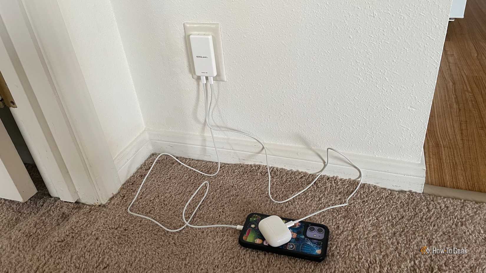 EZQuest UltraSlim 70W GaN II Dual USB-C PD Wall Charger Review: Time to ...