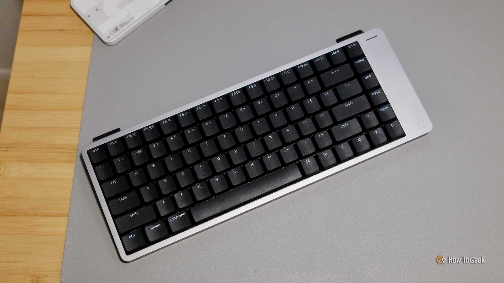 Lofree Flow 2 Review: A Fine, But Misguided Mechanical Keyboard