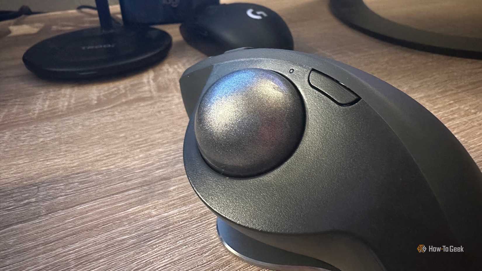 The Logitech MX Ergo S Has Just One Real Flaw