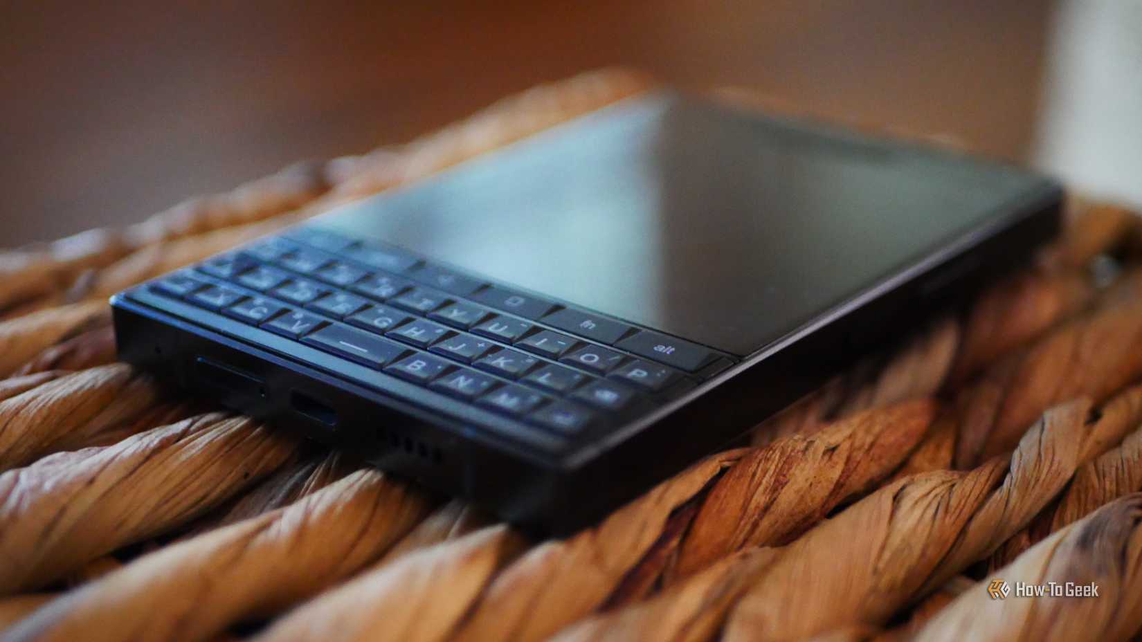 I'm Glad This BlackBerry Lookalike Exists, but I Wouldn't Use It