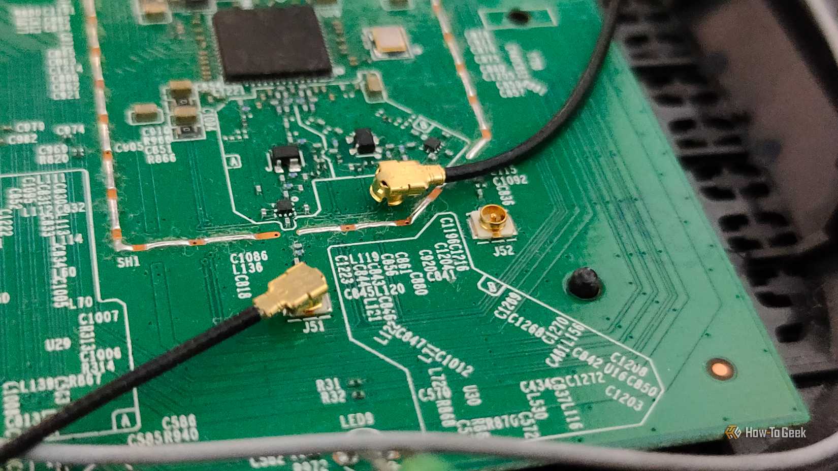 I tore down my router and found a full-blown mini PC inside