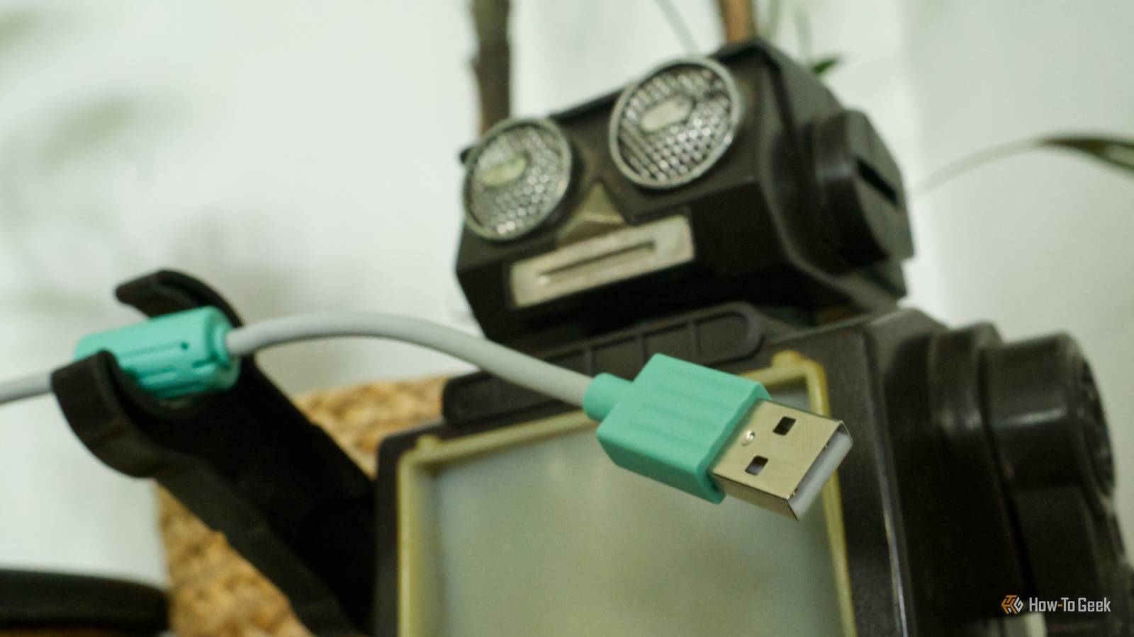 10 fun things you can plug into your Raspberry Pi’s USB ports
