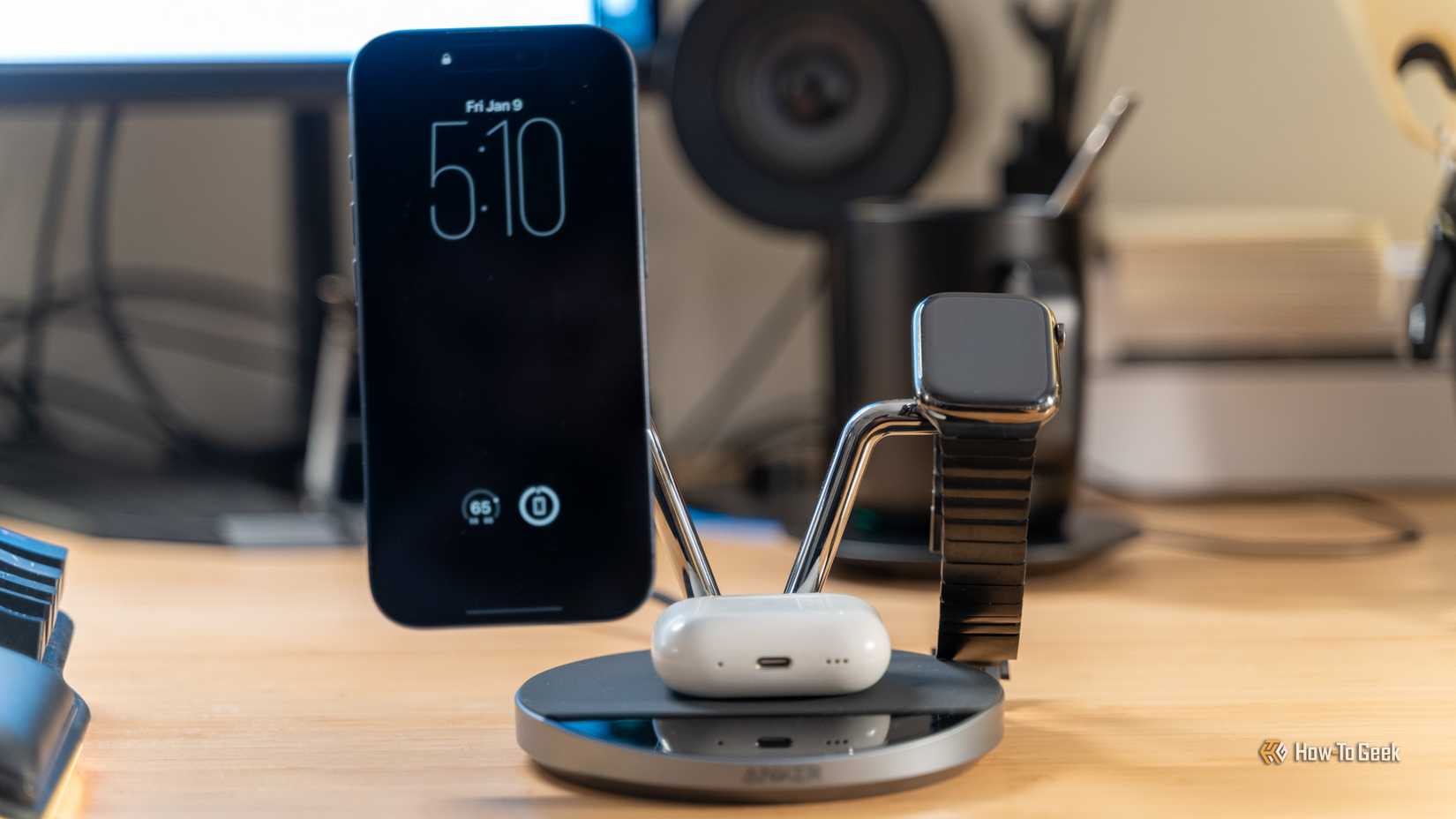 Anker Prime Wireless Charging Station (A25X7) review: Way too expensive