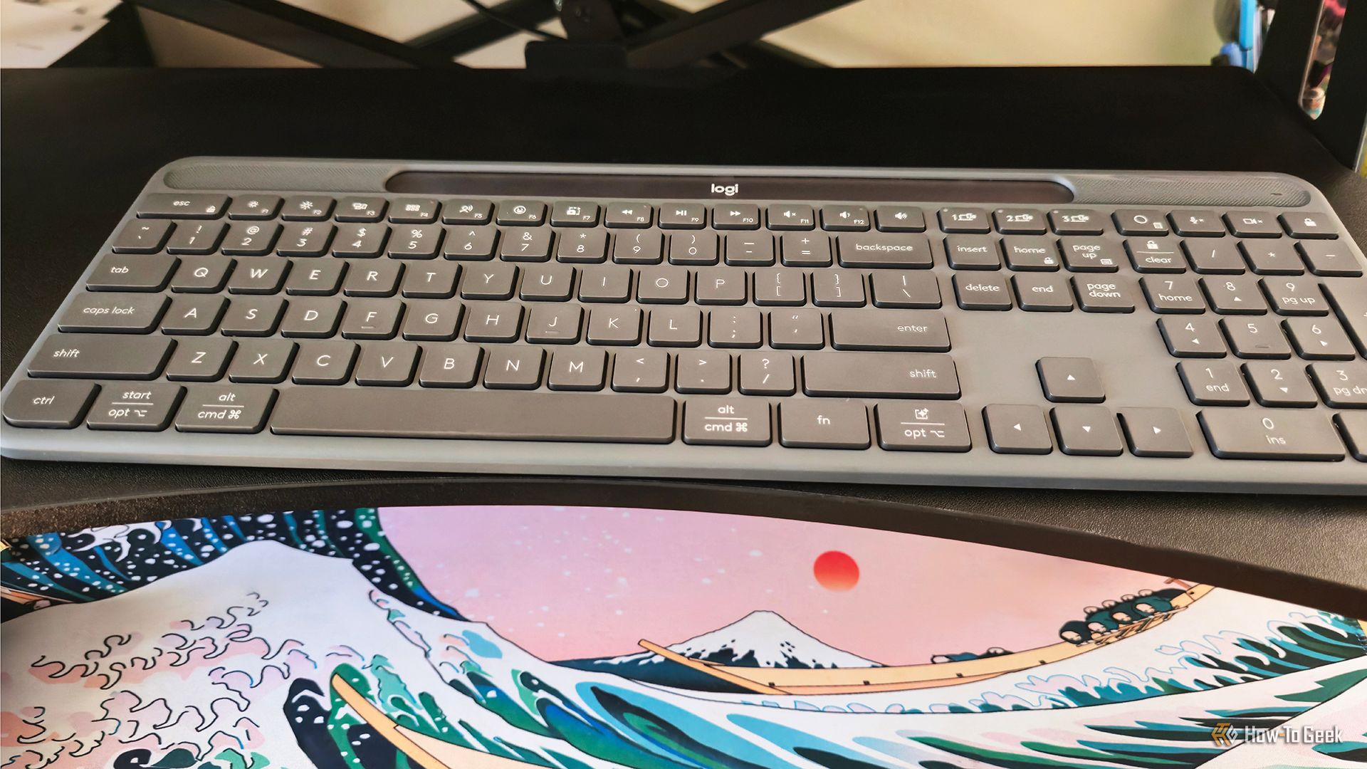 Logitech Signature Slim Solar+ K980 review: An efficient keyboard you ...